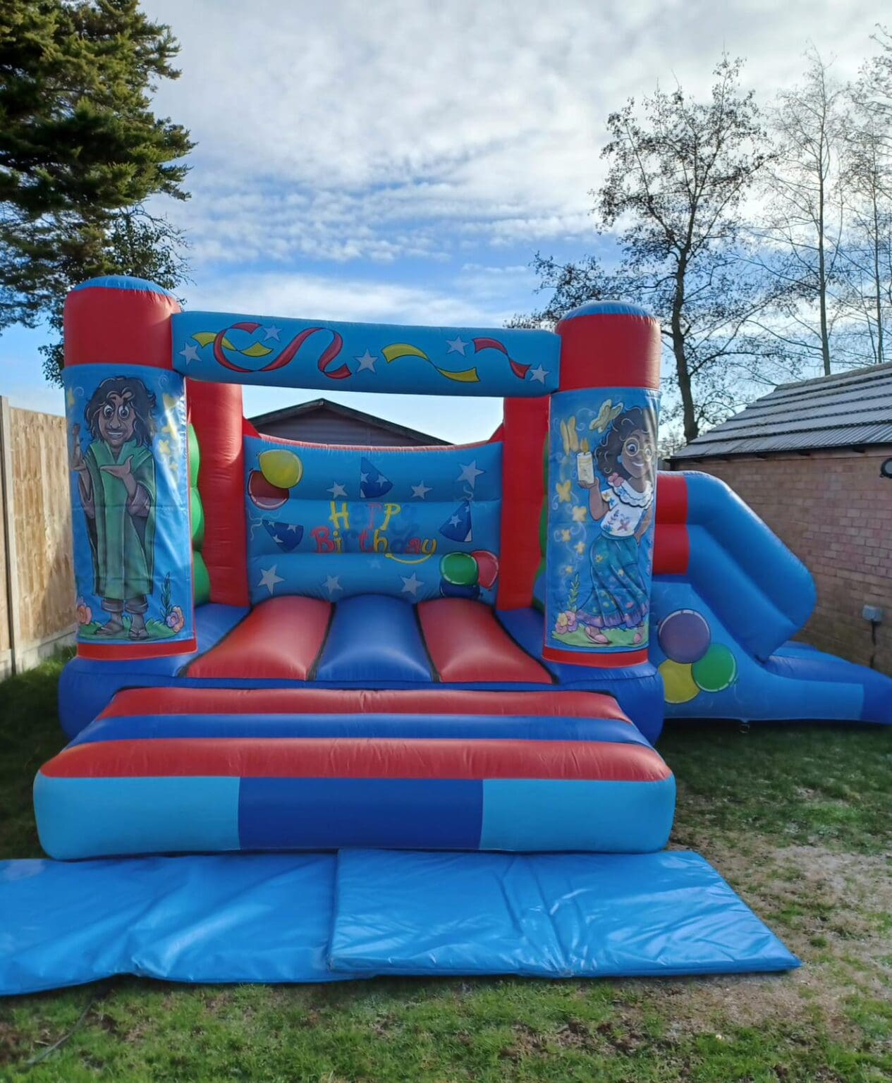 Encanto Velcro Castle With Slide - Changeable Themes